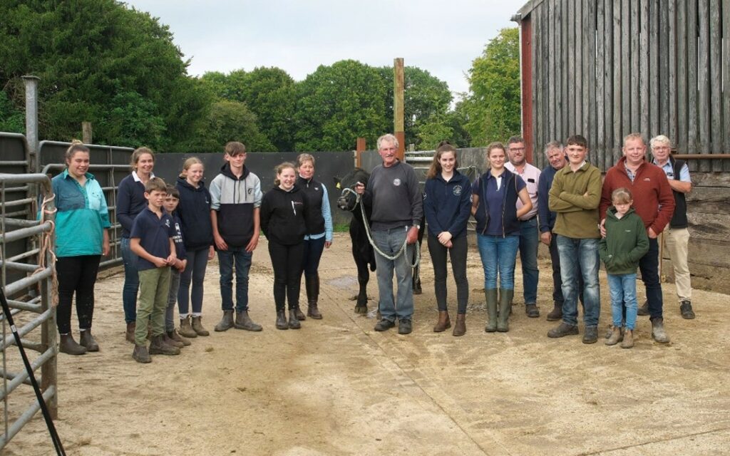 Youth Development Programme NEW - Aberdeen-Angus Cattle Society